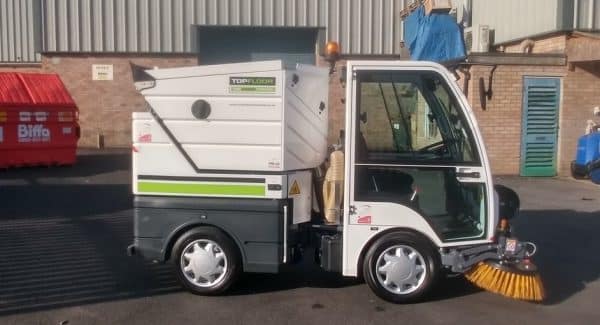 Mini Road Sweeper Hire - Small Road Sweeper With Cab